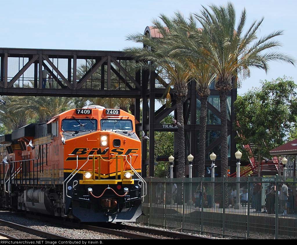 BNSF 7409